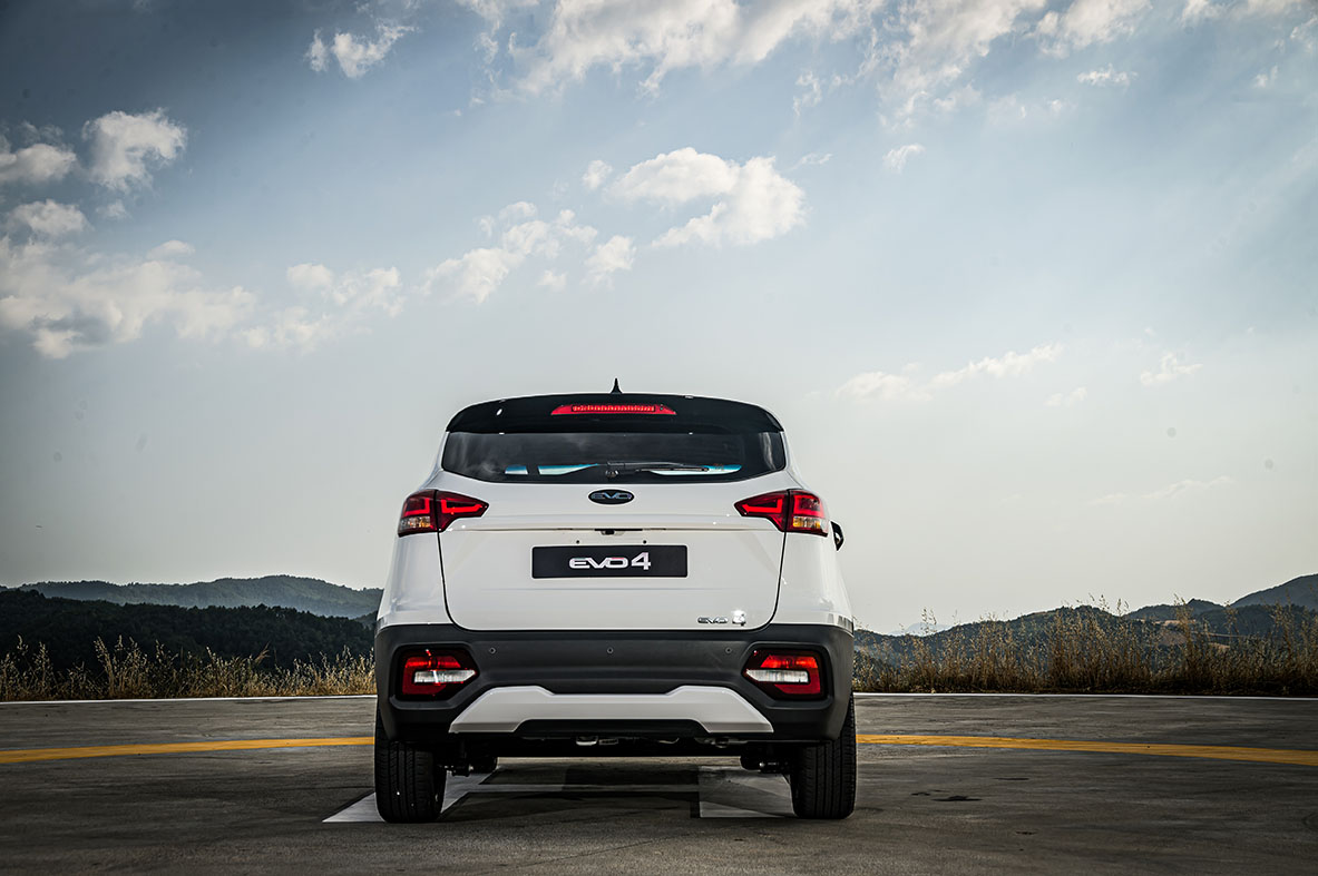 Descubre la Gama de coches EVO