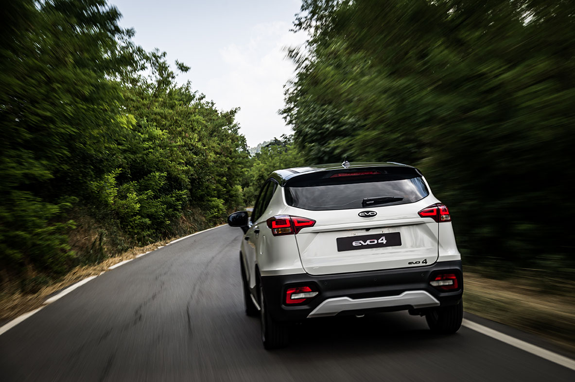 Descubre la Gama de coches EVO